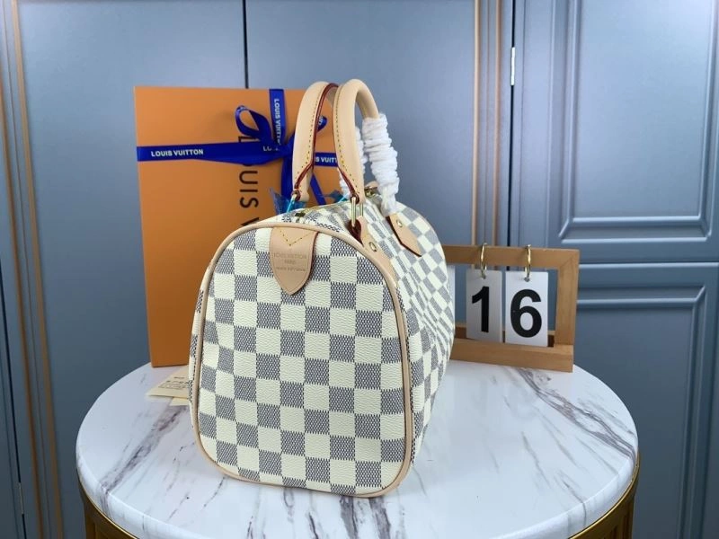 Indistinguishable Louis Vuitton Speedy Bags