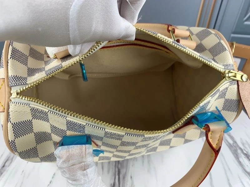 Indistinguishable Louis Vuitton Speedy Bags