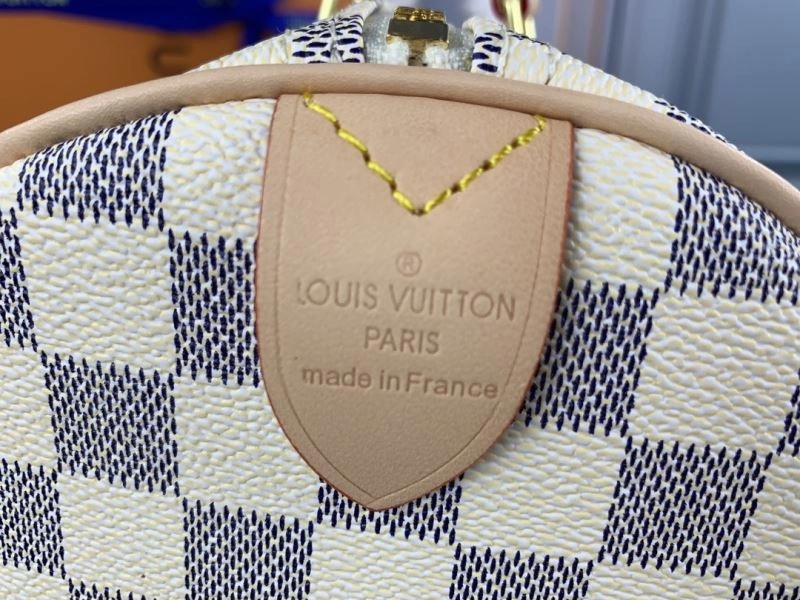 Exact replica Louis Vuitton Speedy Bags