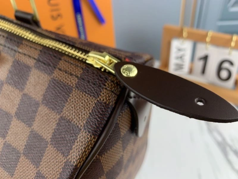 Bargain Louis Vuitton Speedy Bags