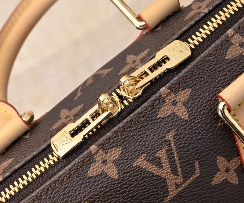 Indistinguishable Louis Vuitton Speedy Bags