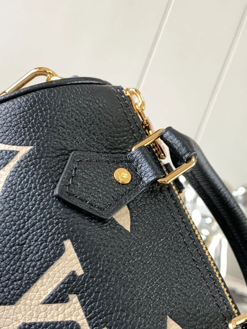 Brand-authenticated Louis Vuitton Speedy Bags