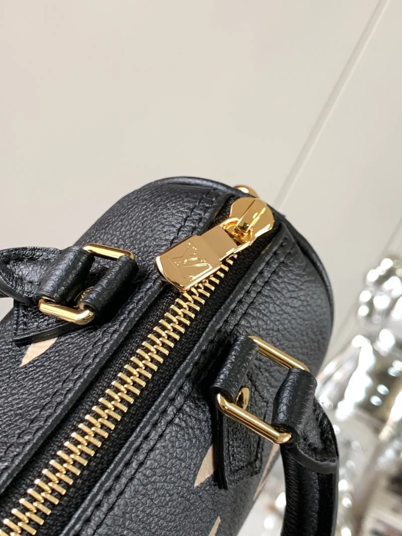 Brand-authenticated Louis Vuitton Speedy Bags