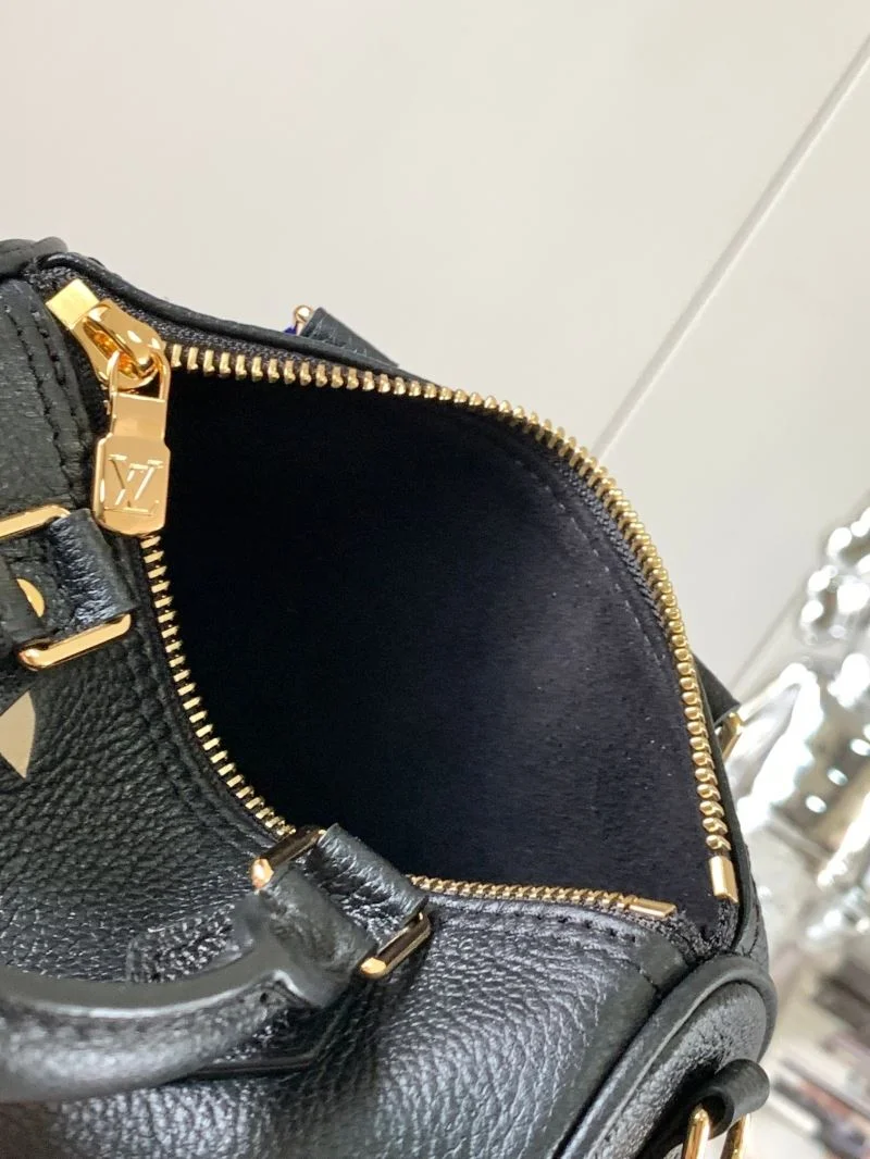 Brand-authenticated Louis Vuitton Speedy Bags