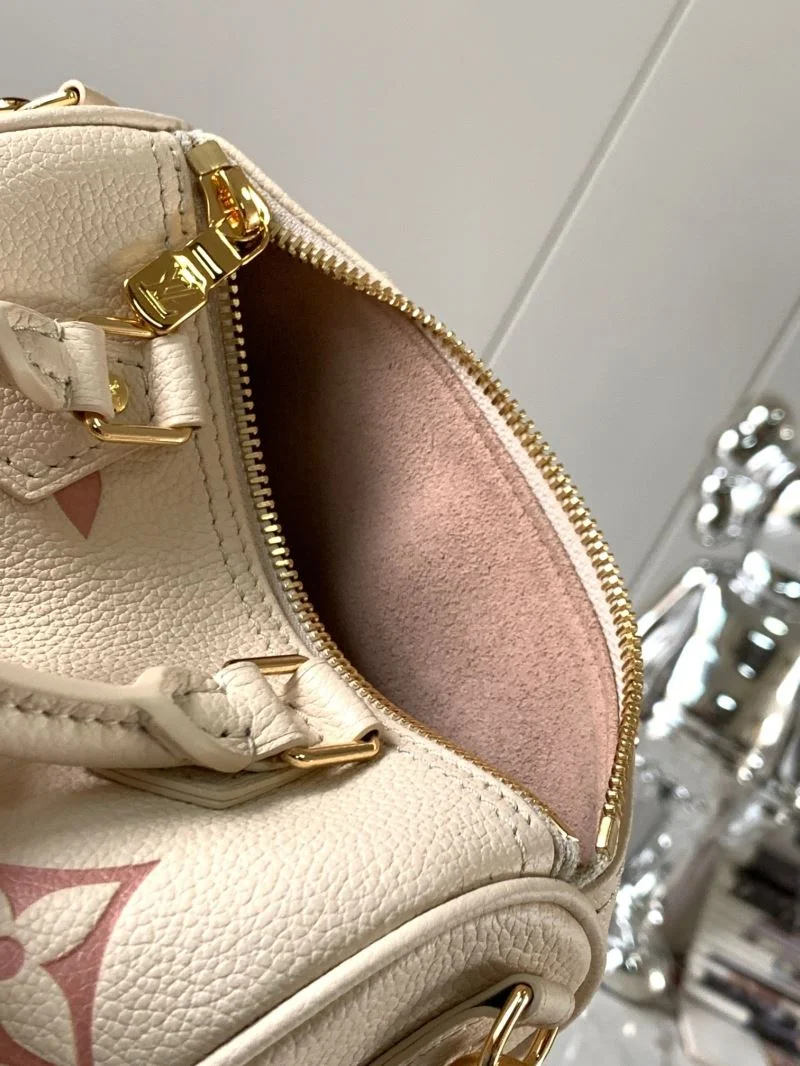 Official Louis Vuitton Speedy Bags