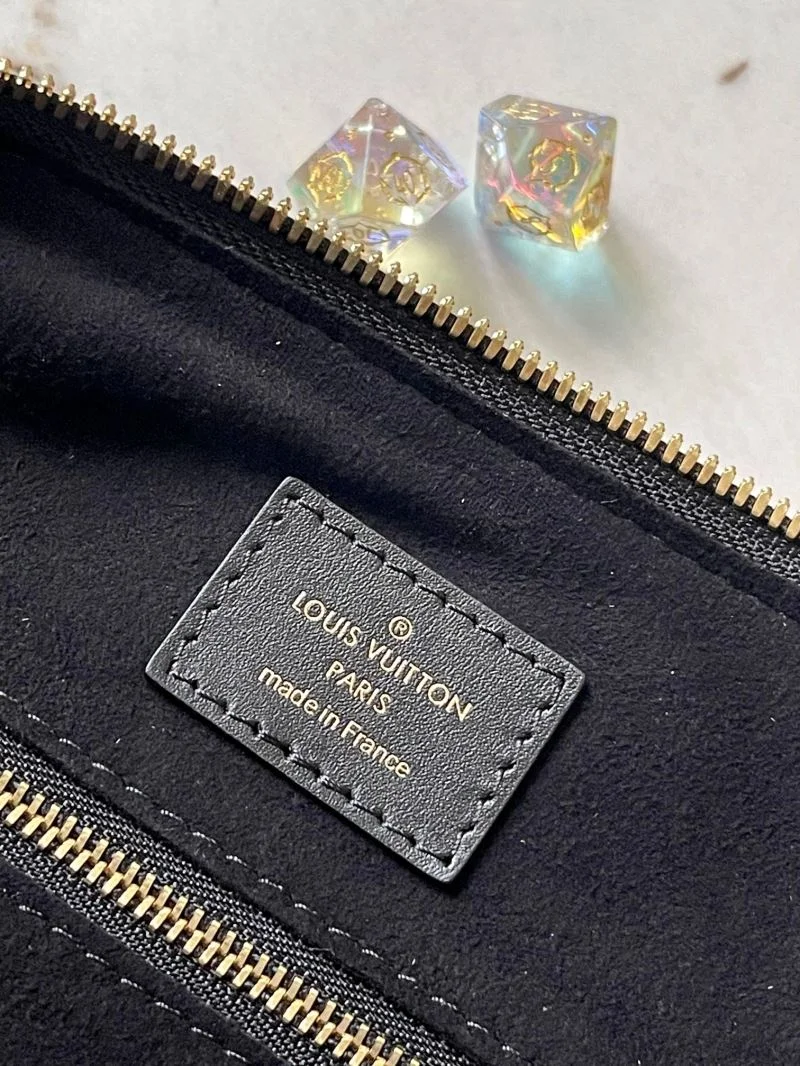 Discounted Louis Vuitton Speedy Bags
