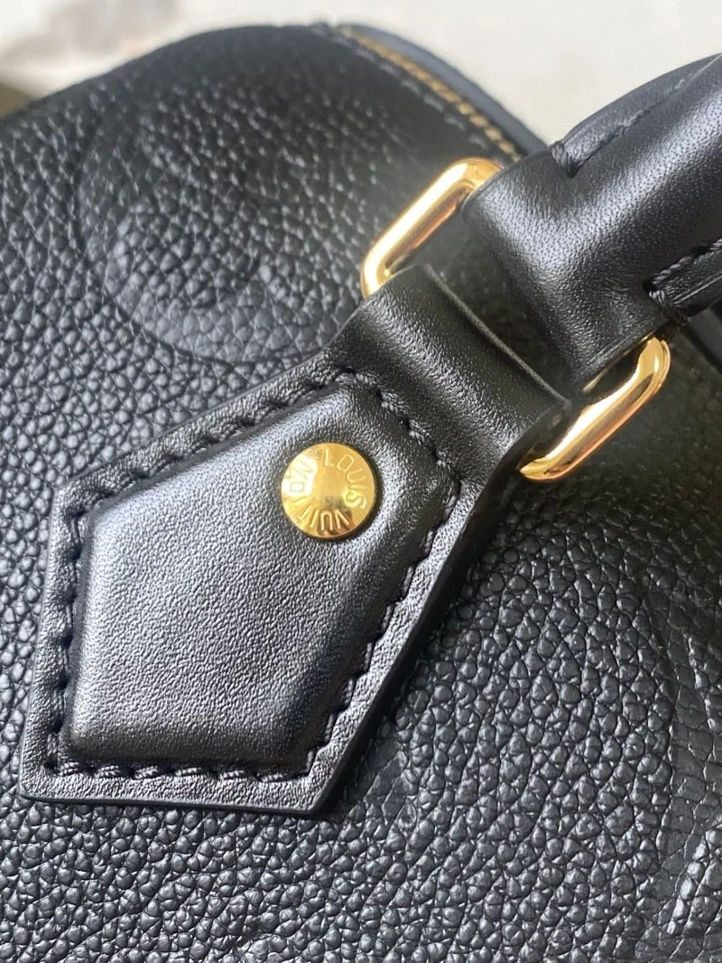 Low-cost Louis Vuitton Speedy Bags