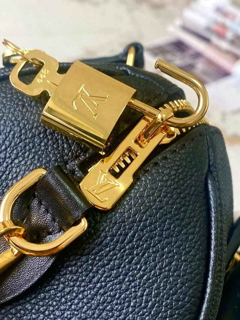 Low-cost Louis Vuitton Speedy Bags