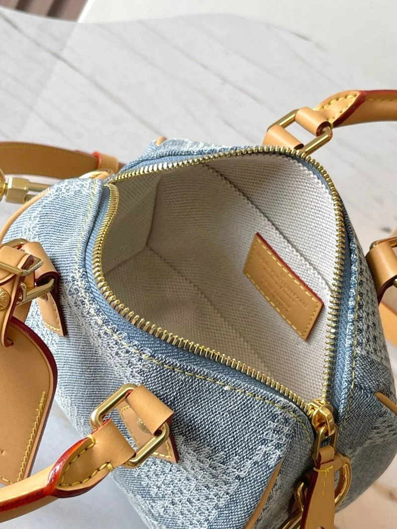 Low-cost Louis Vuitton Speedy Bags