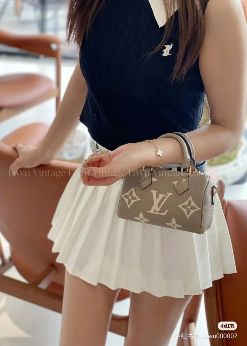 Factory-made Louis Vuitton Speedy Bags