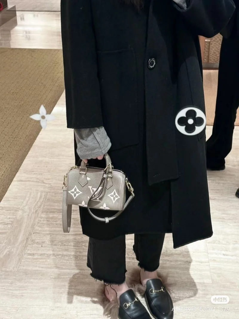 Factory-made Louis Vuitton Speedy Bags