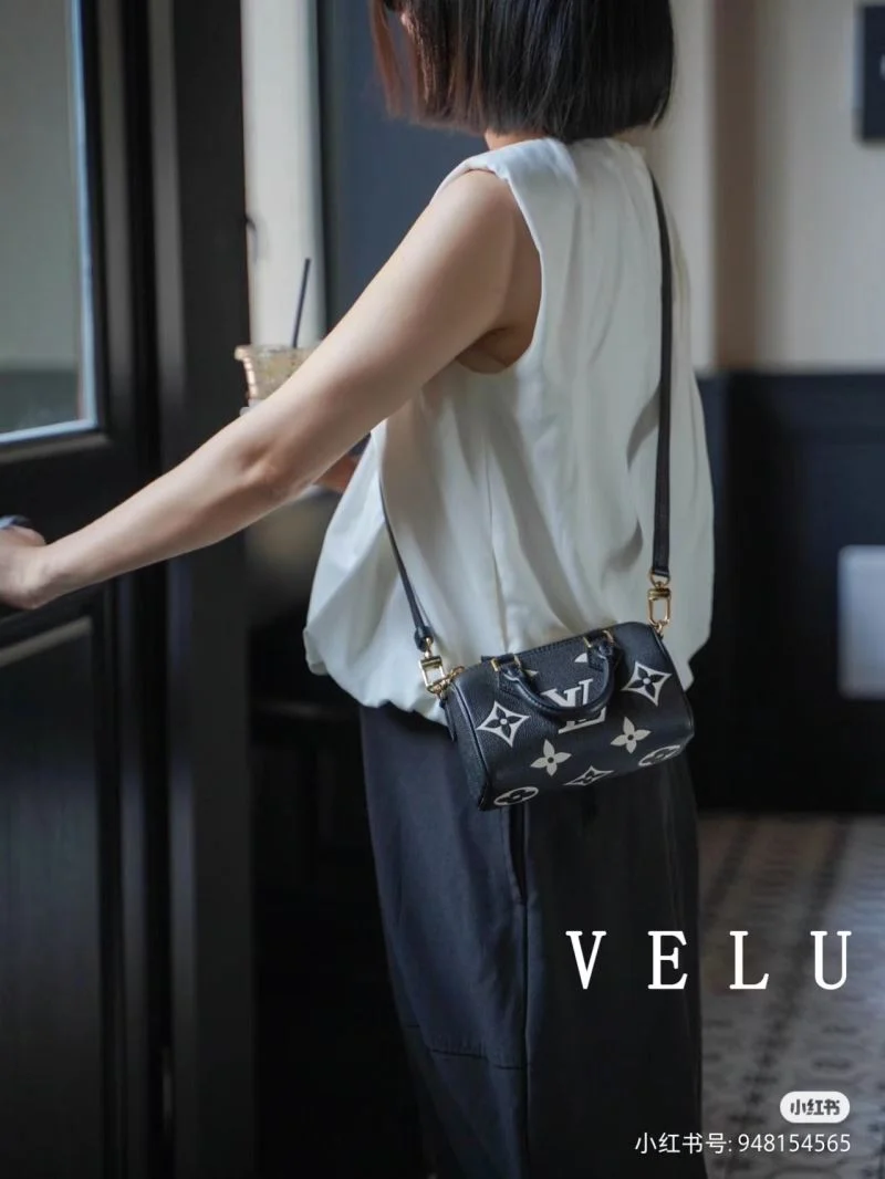 Accurate model Louis Vuitton Speedy Bags