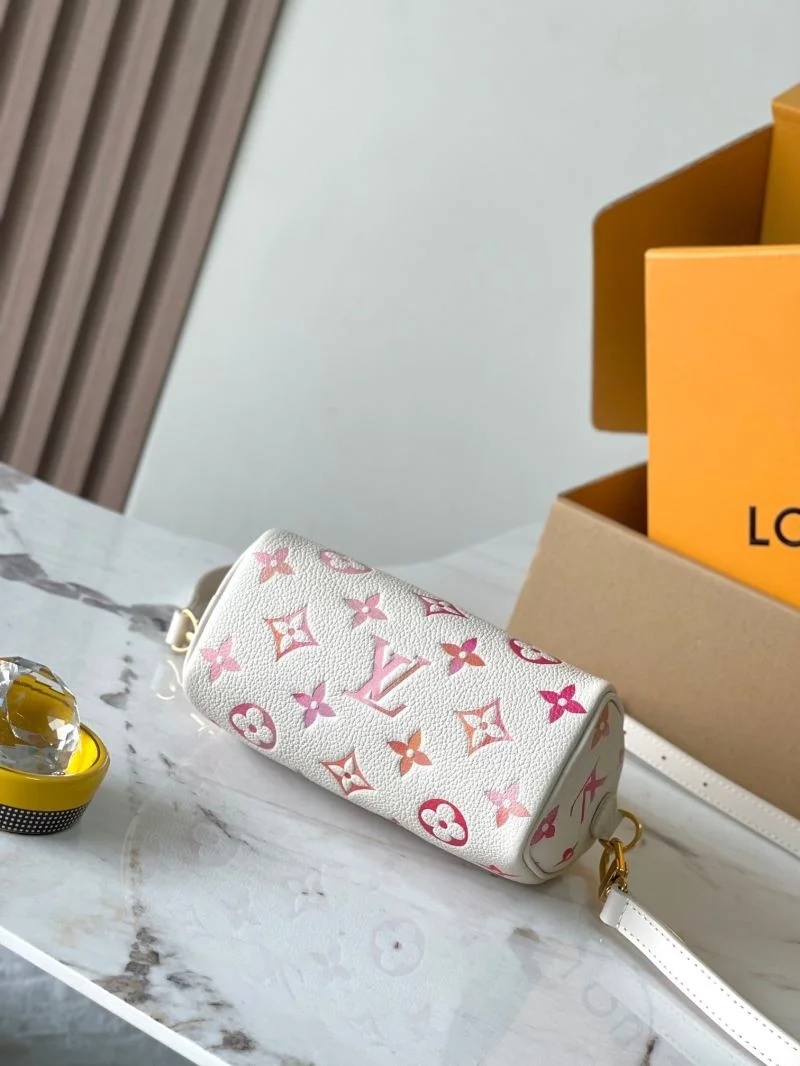 Indistinguishable Louis Vuitton Speedy Bags