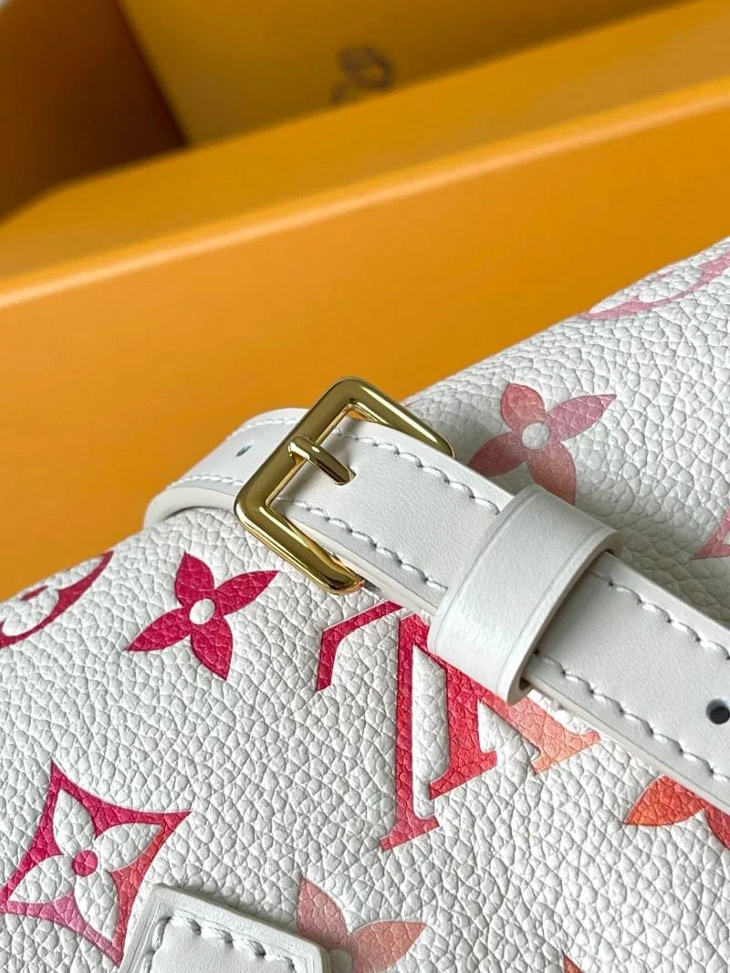 Indistinguishable Louis Vuitton Speedy Bags