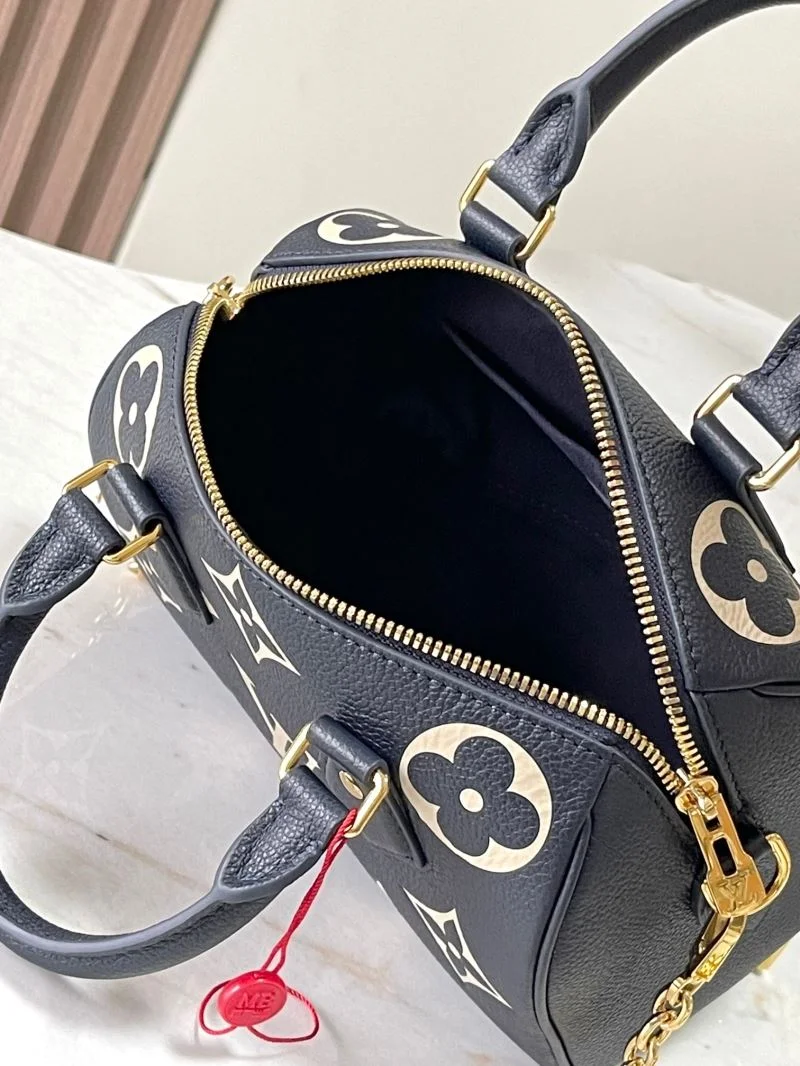 Inexpensive Louis Vuitton Speedy Bags