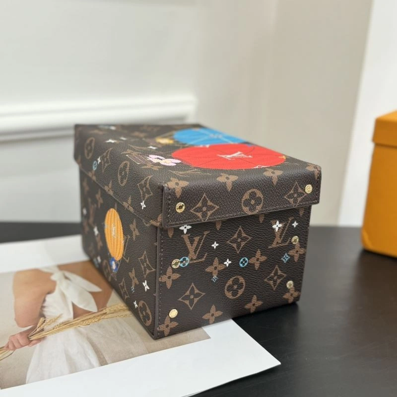 Top mirror Louis Vuitton Storage Boxes