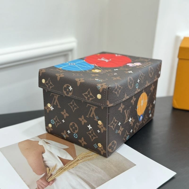 Top mirror Louis Vuitton Storage Boxes