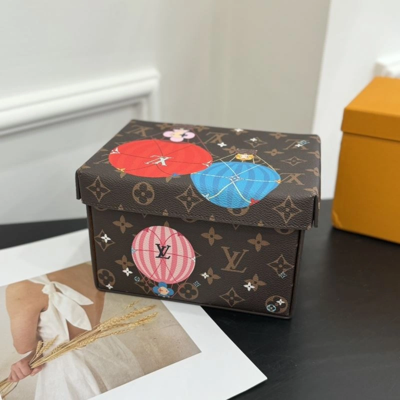Top mirror Louis Vuitton Storage Boxes