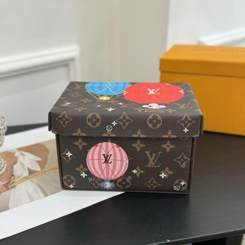 Top mirror Louis Vuitton Storage Boxes