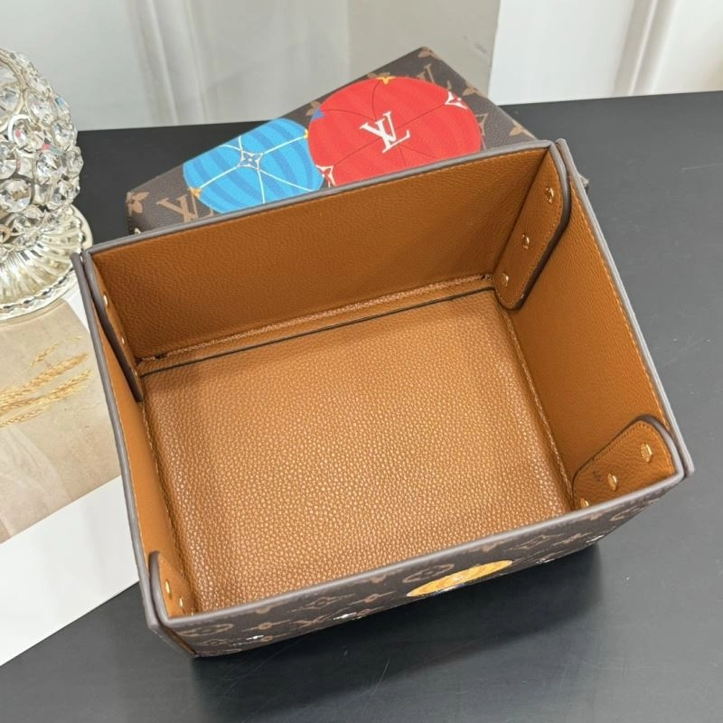 Top mirror Louis Vuitton Storage Boxes