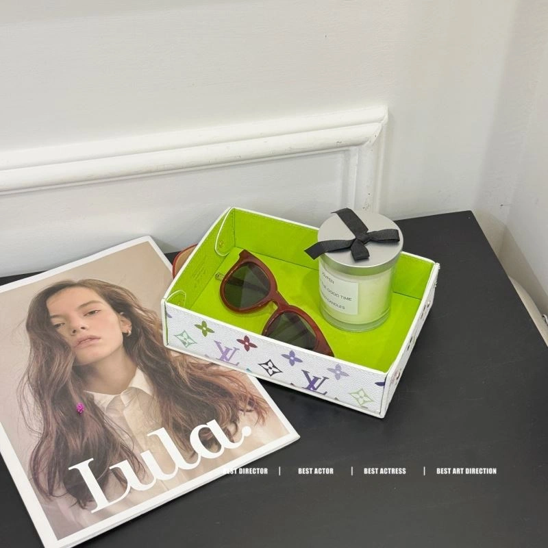 Top mirror Louis Vuitton Storage Boxes
