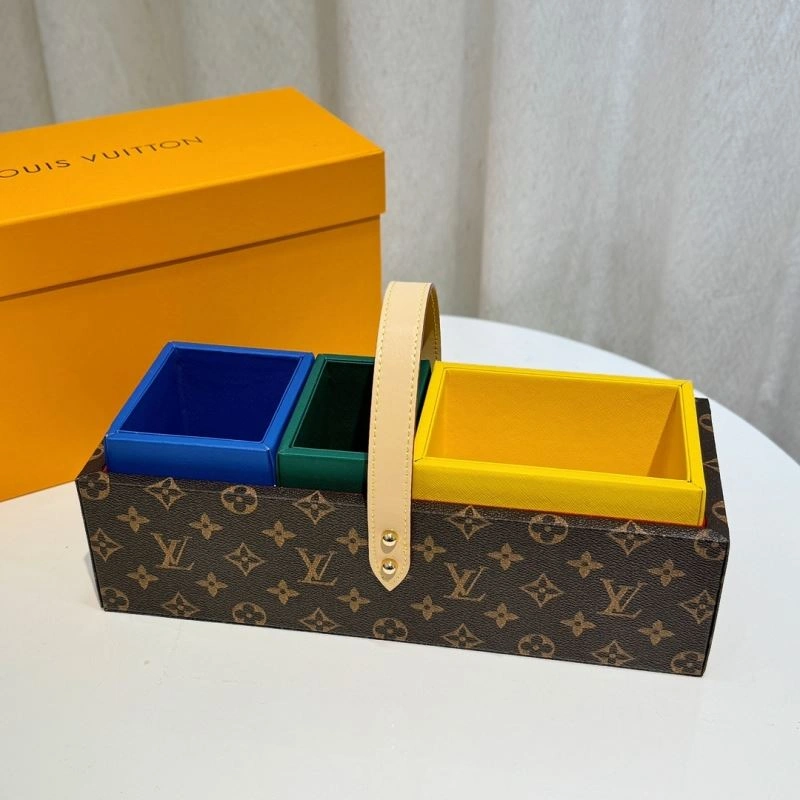 Top mirror Louis Vuitton Storage Boxes