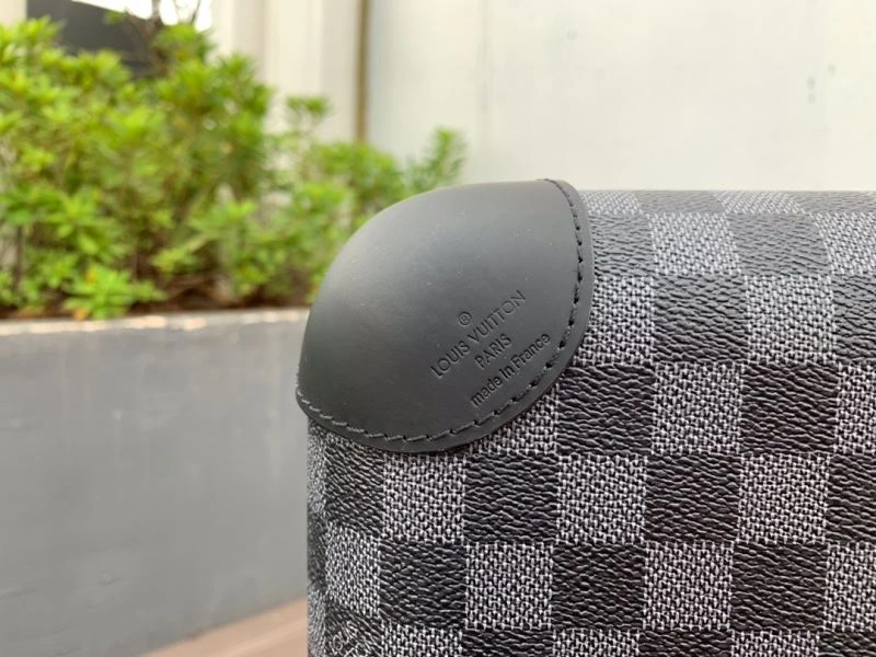Precise copy Louis Vuitton Suitcase