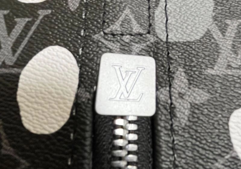 High accuracy Louis Vuitton Suitcase