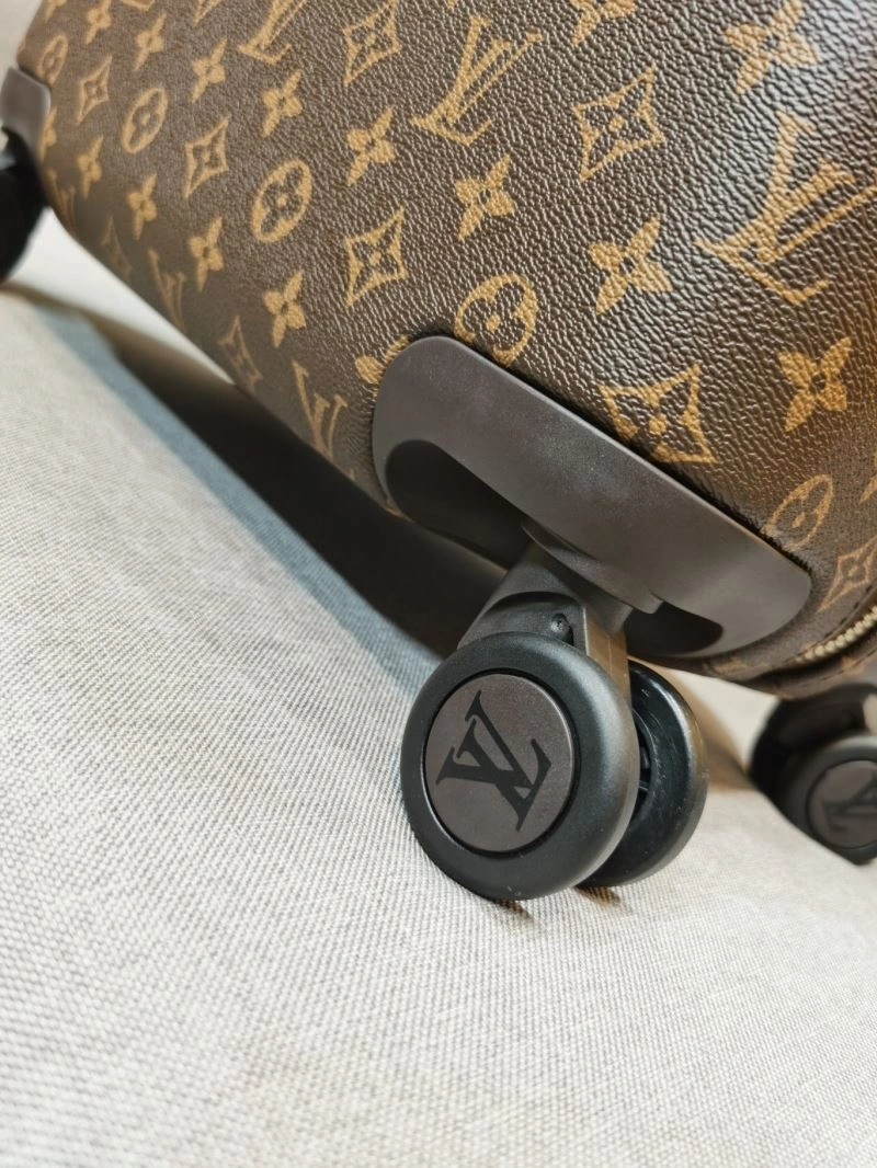 Bargain Louis Vuitton Suitcase