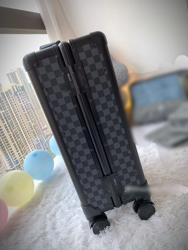 High accuracy Louis Vuitton Suitcase