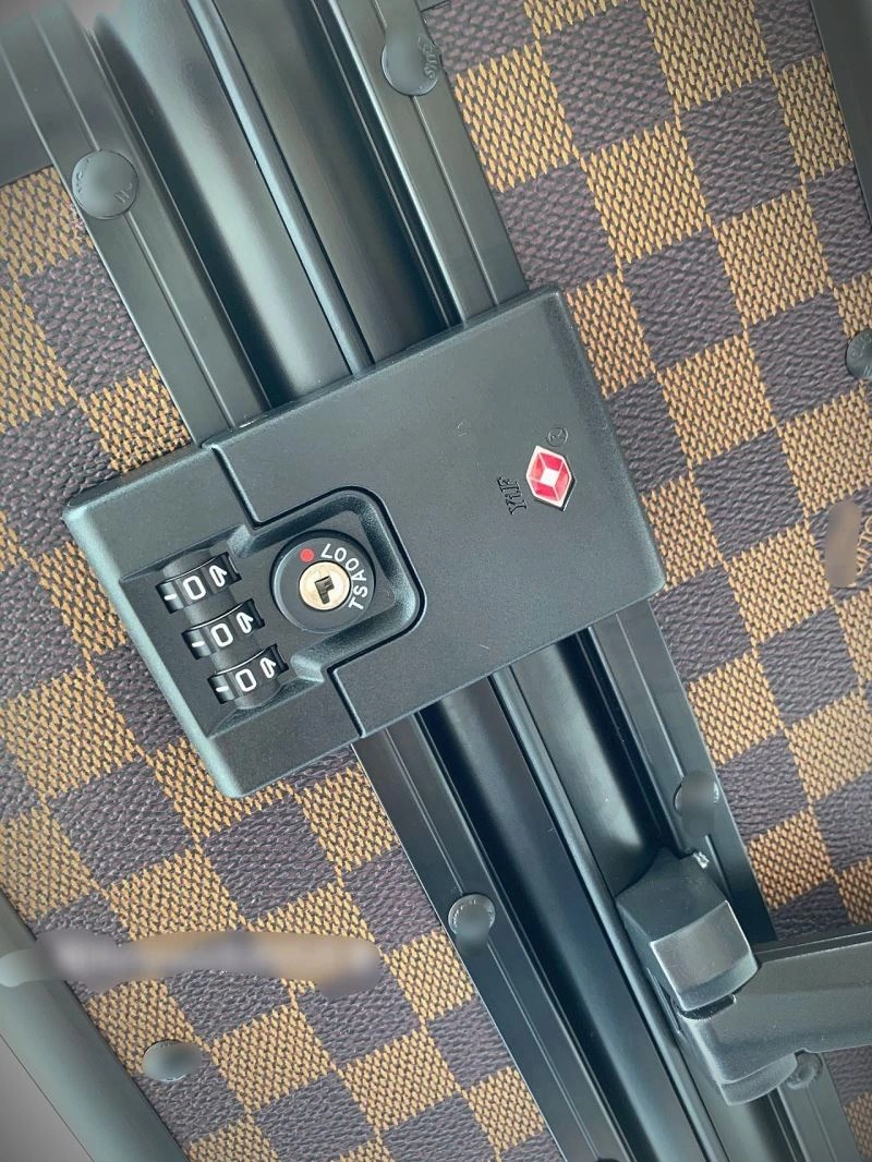 Precise copy Louis Vuitton Suitcase