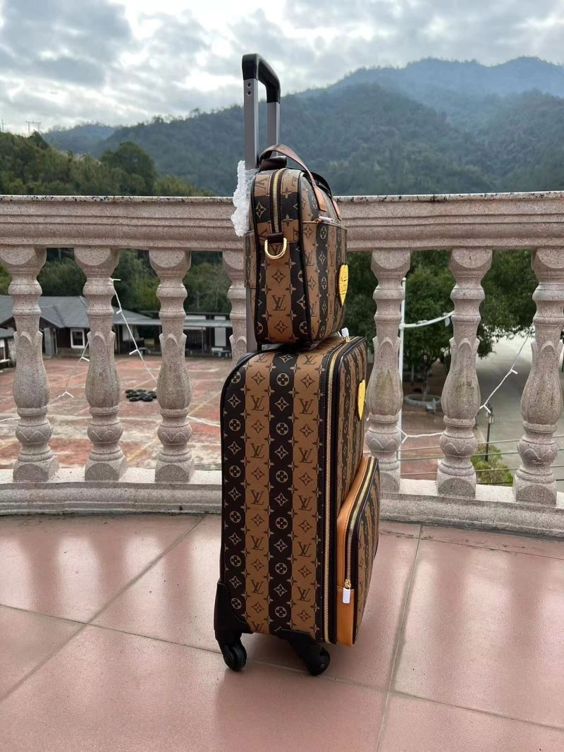 1:1 copy Louis Vuitton Suitcase