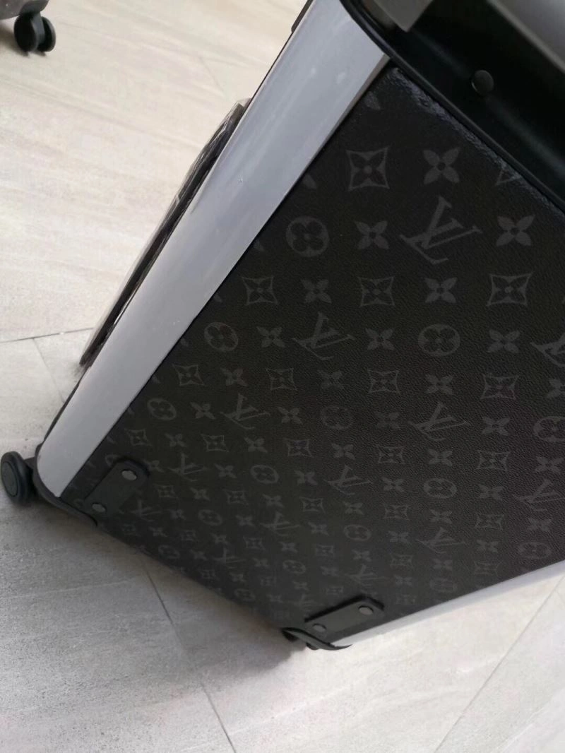 Reasonably priced Louis Vuitton Suitcase