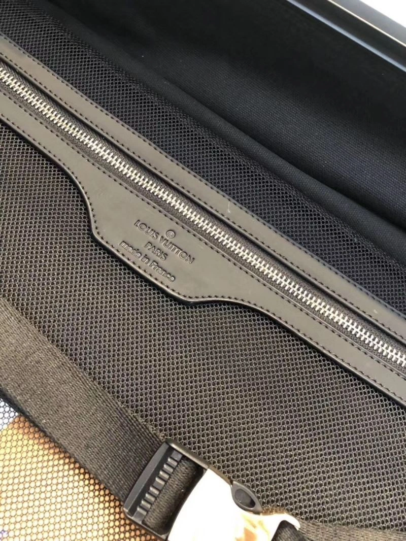 Top match Louis Vuitton Suitcase