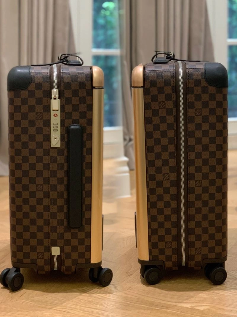 Factory-made Louis Vuitton Suitcase