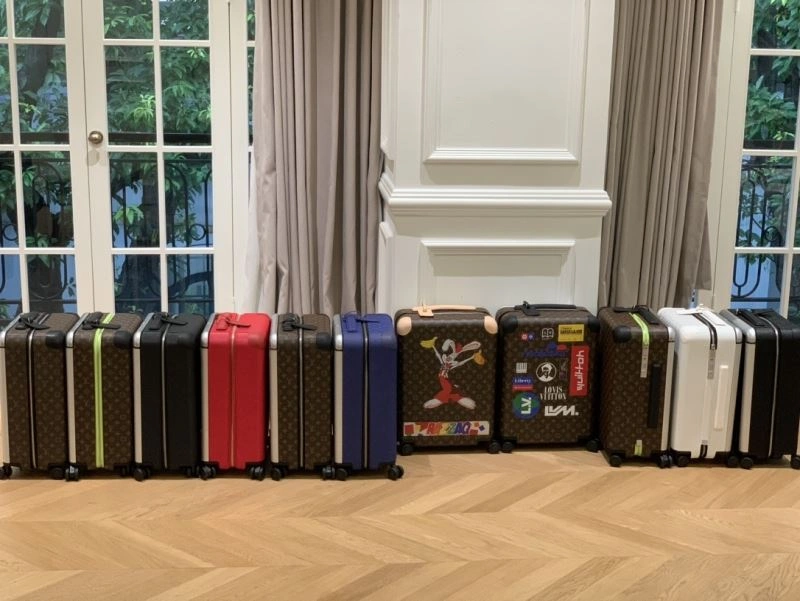 Factory-made Louis Vuitton Suitcase
