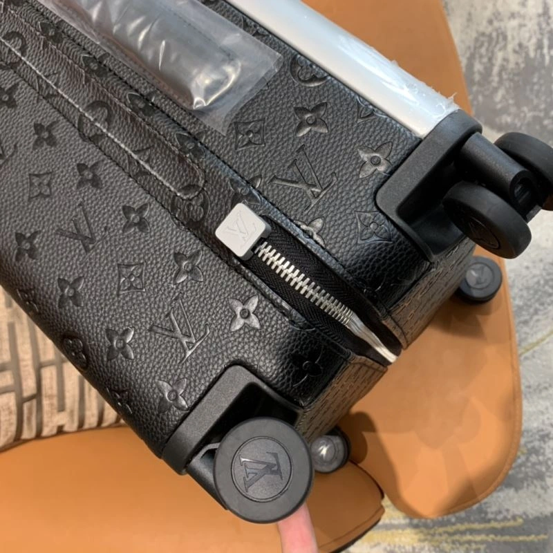 Mirror quality Louis Vuitton Suitcase