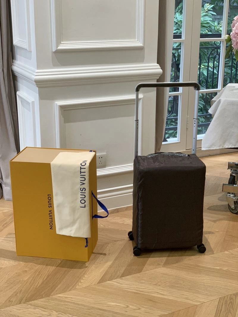 Factory-made Louis Vuitton Suitcase