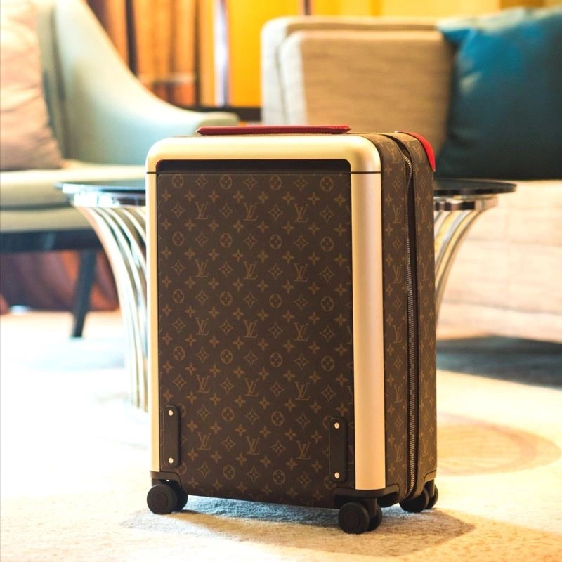 Factory-made Louis Vuitton Suitcase