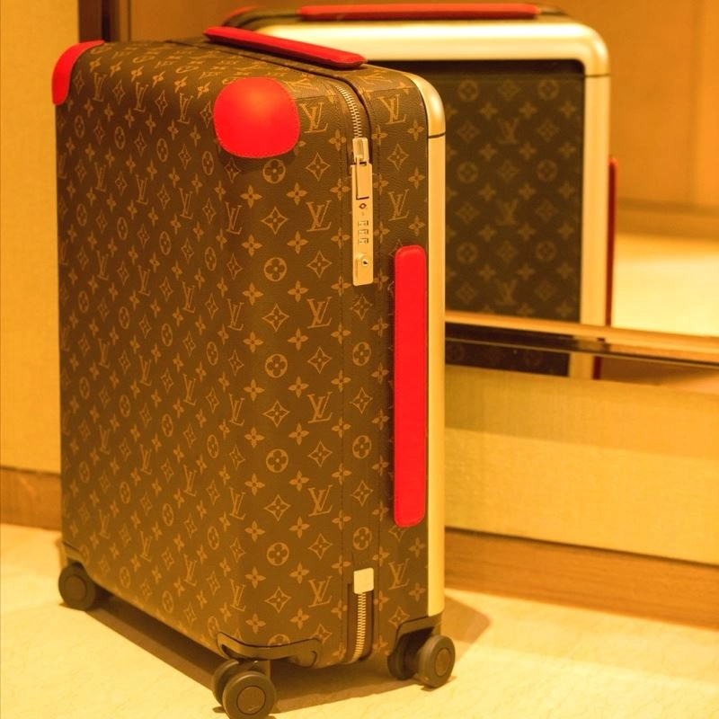 Factory-made Louis Vuitton Suitcase