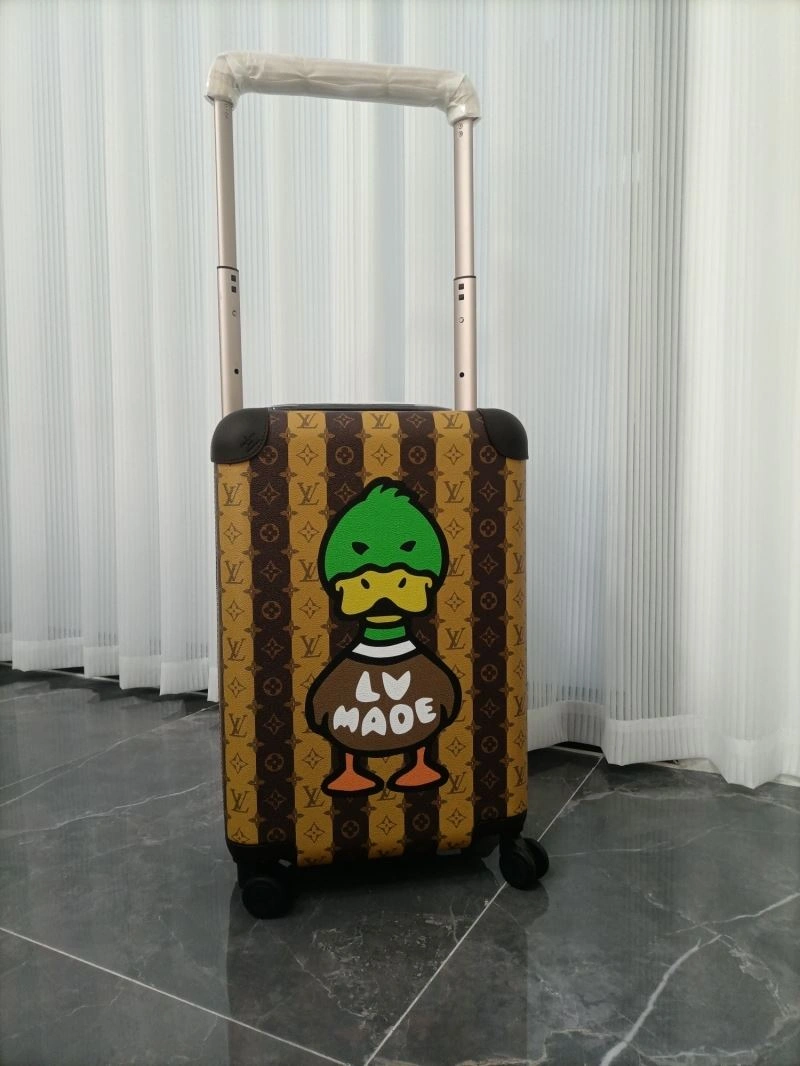 Top match Louis Vuitton Suitcase