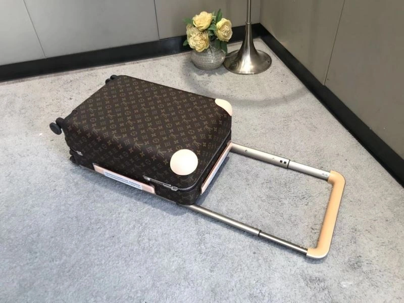 High fidelity Louis Vuitton Suitcase