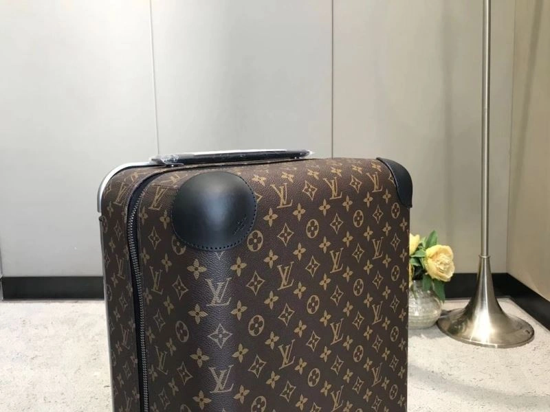 High accuracy Louis Vuitton Suitcase