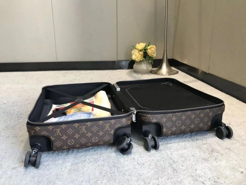 High accuracy Louis Vuitton Suitcase