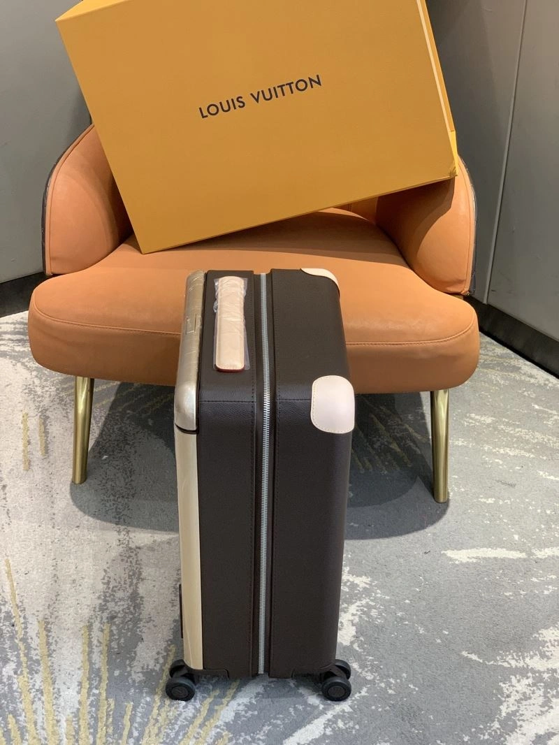 Top mirror Louis Vuitton Suitcase
