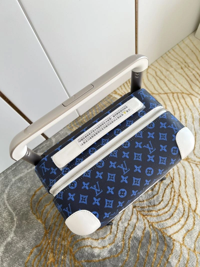 Top match Louis Vuitton Suitcase