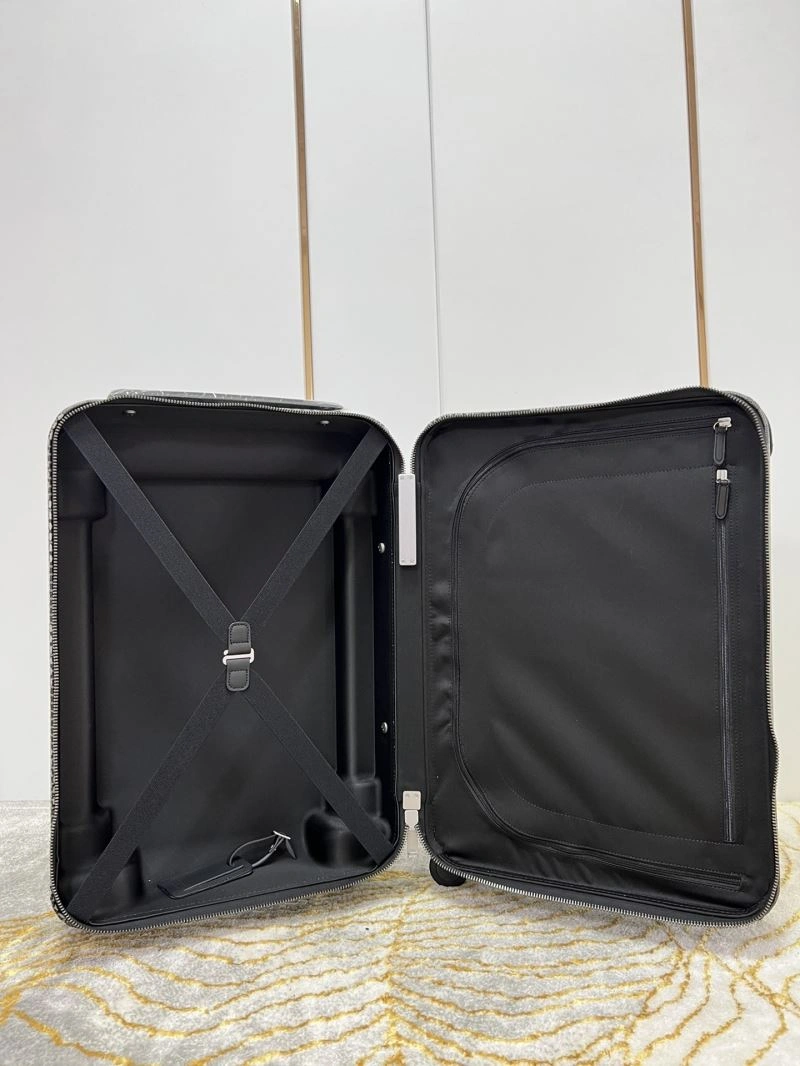 High accuracy Louis Vuitton Suitcase
