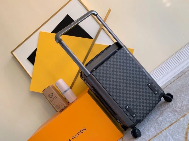 High fidelity Louis Vuitton Suitcase