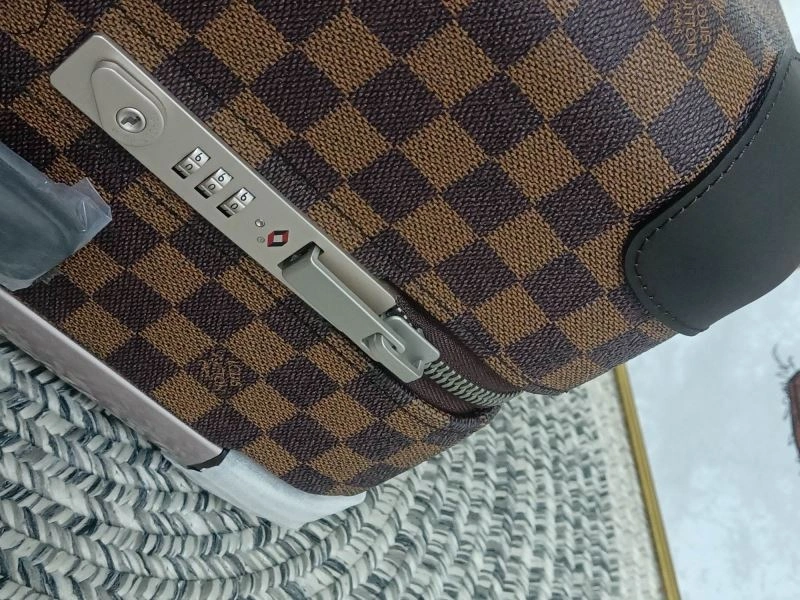High accuracy Louis Vuitton Suitcase