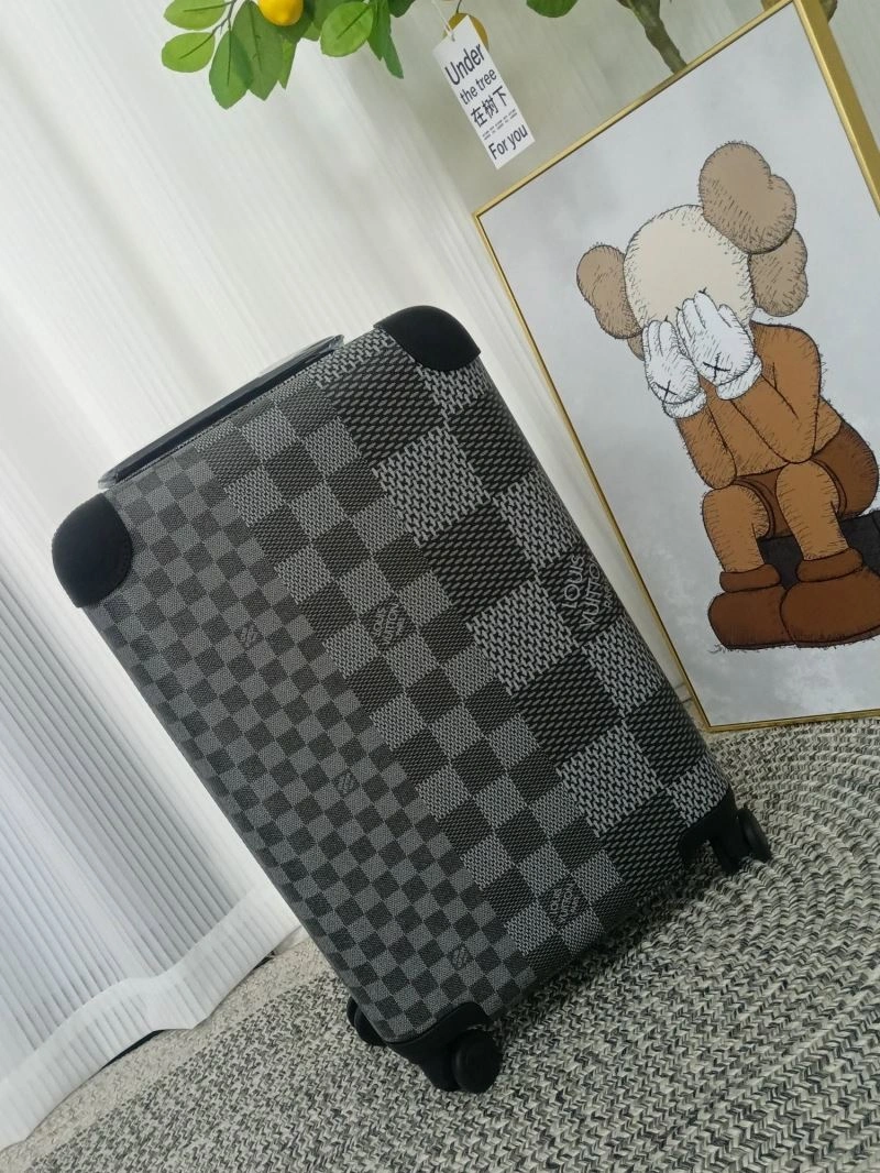 Top mirror Louis Vuitton Suitcase
